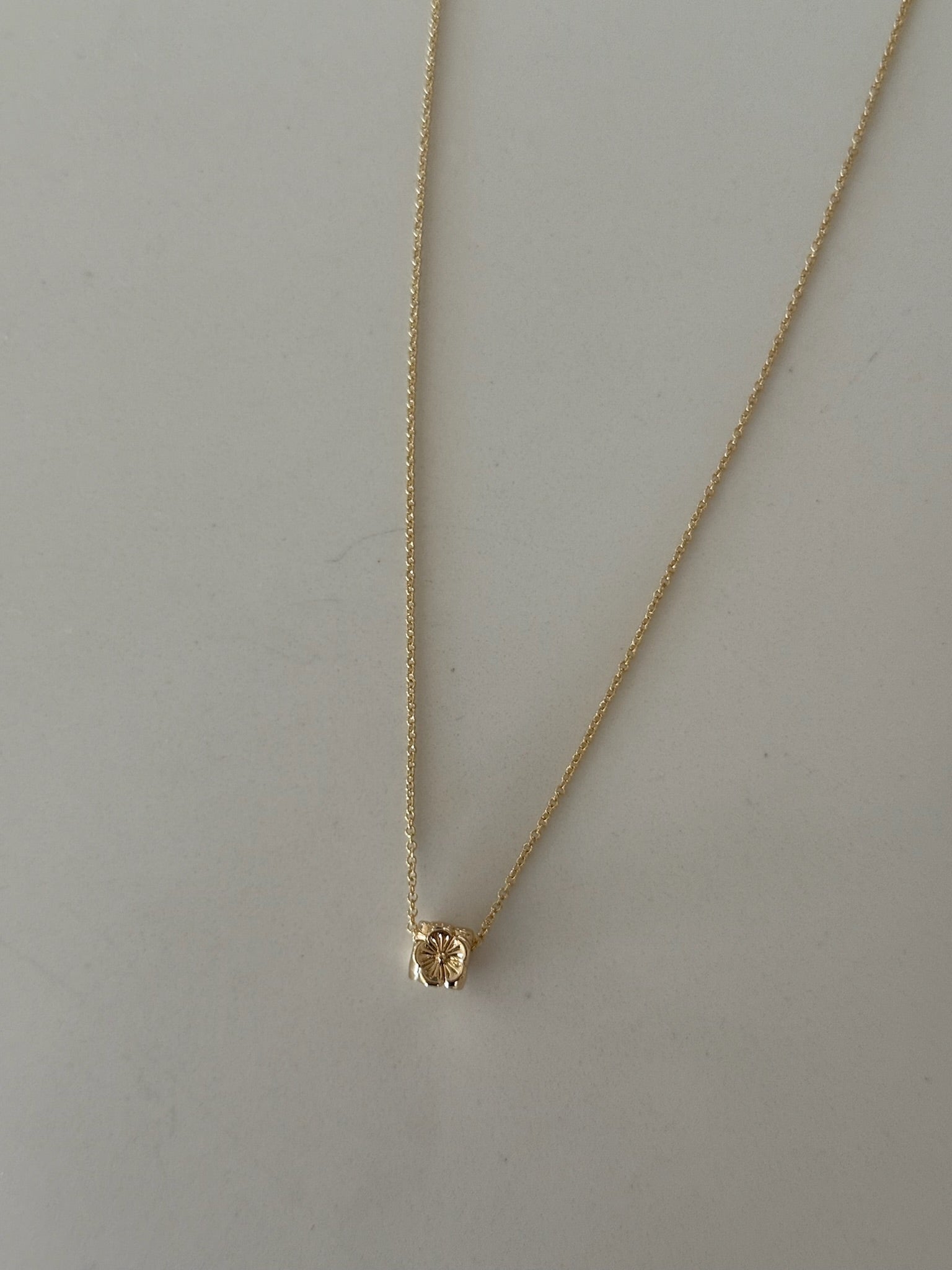 Hailey Necklace – Set & Stones