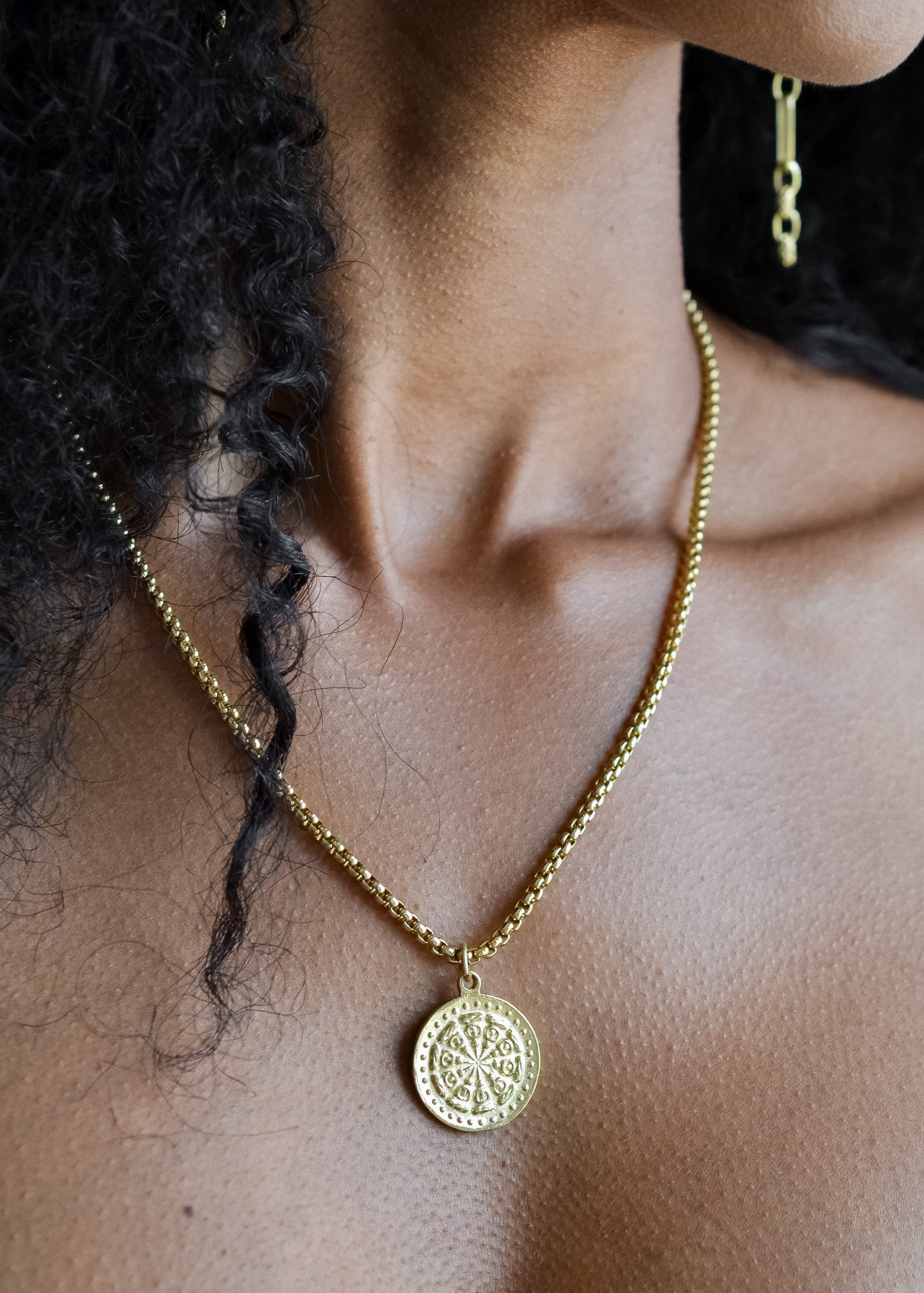 Solana Necklace – Set & Stones