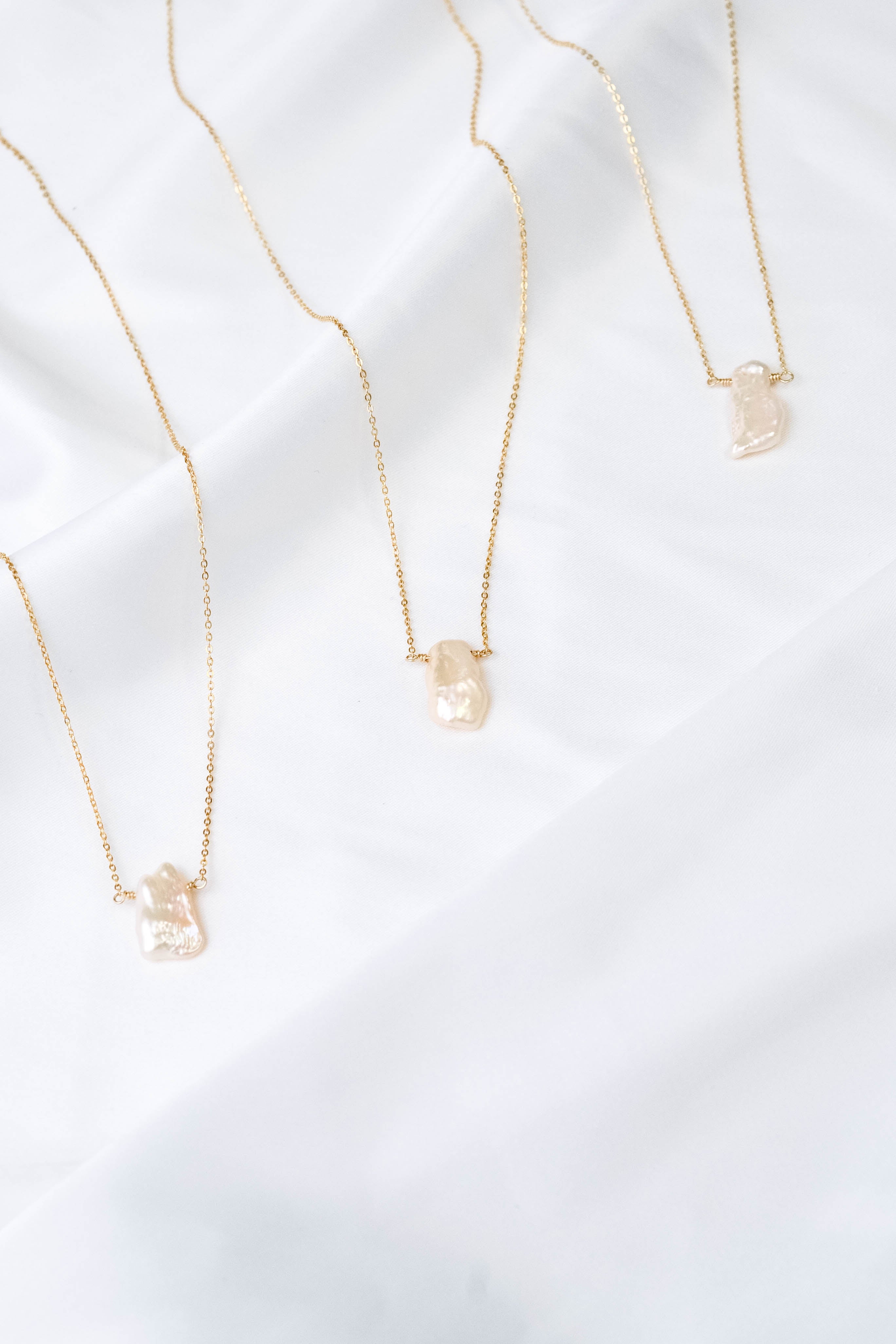 Amara Necklace – Set & Stones